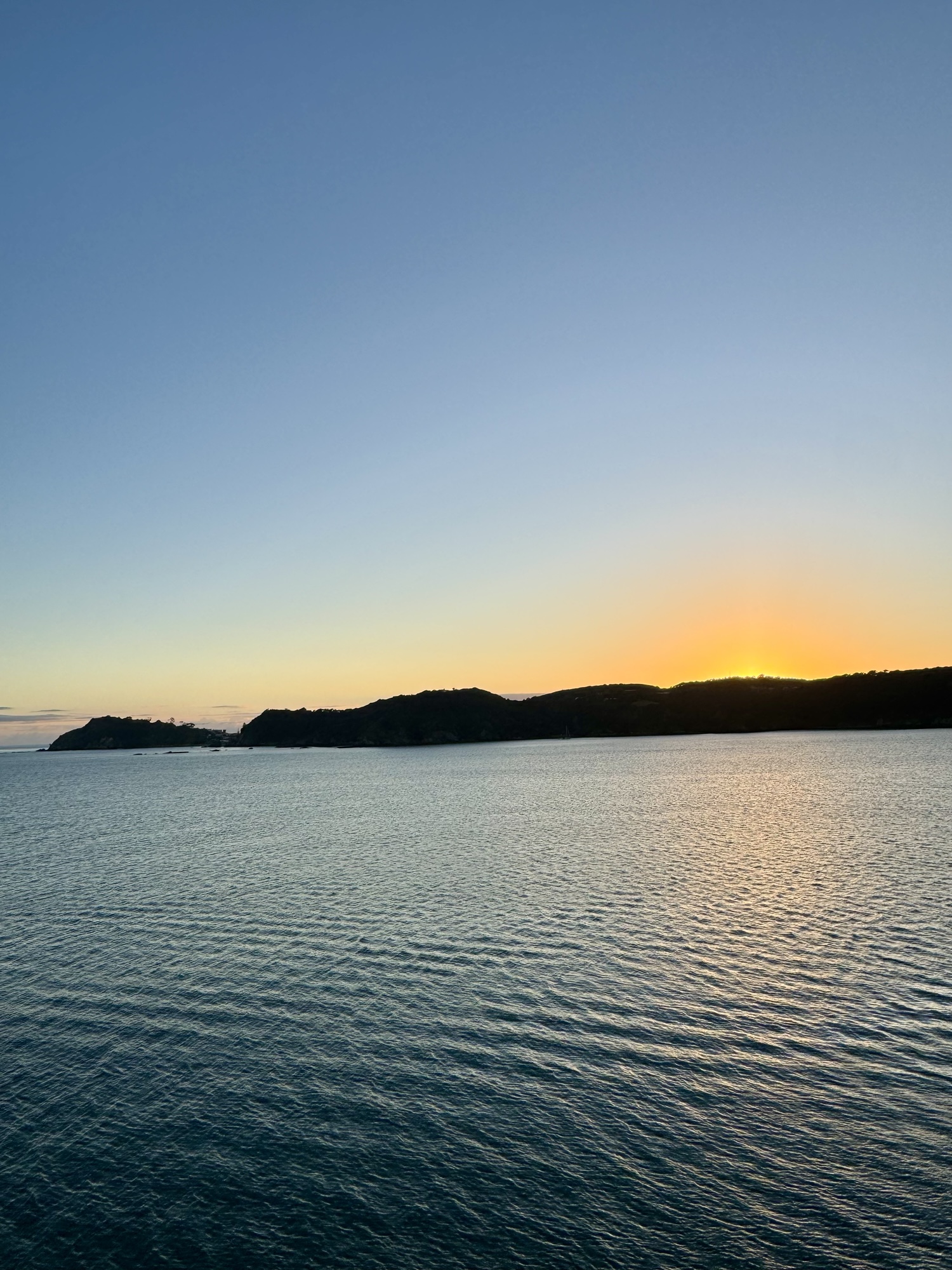 World Cruise – Regent Seven Seas Mariner – 154 Days – Bay of Islands ...